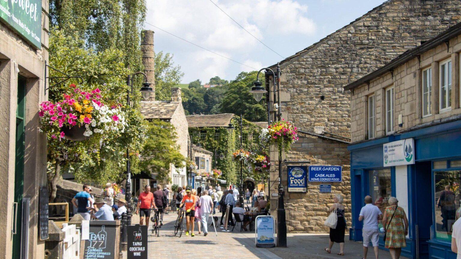 A Complete Guide to the Best Things to Do in Burnley | Krista the Explorer
